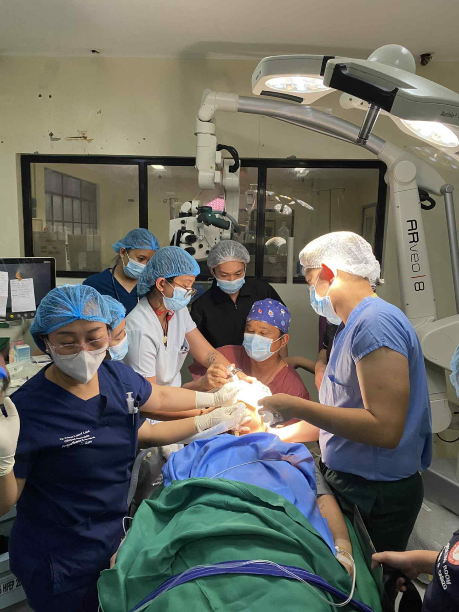 Doctor Successfully Performs Brain Surgery on Awake Patient in Panay ...
