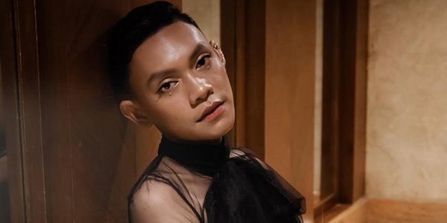 Esnyr Ranollo Gets Candid on Growing Up Gay in a Conservative Community ...