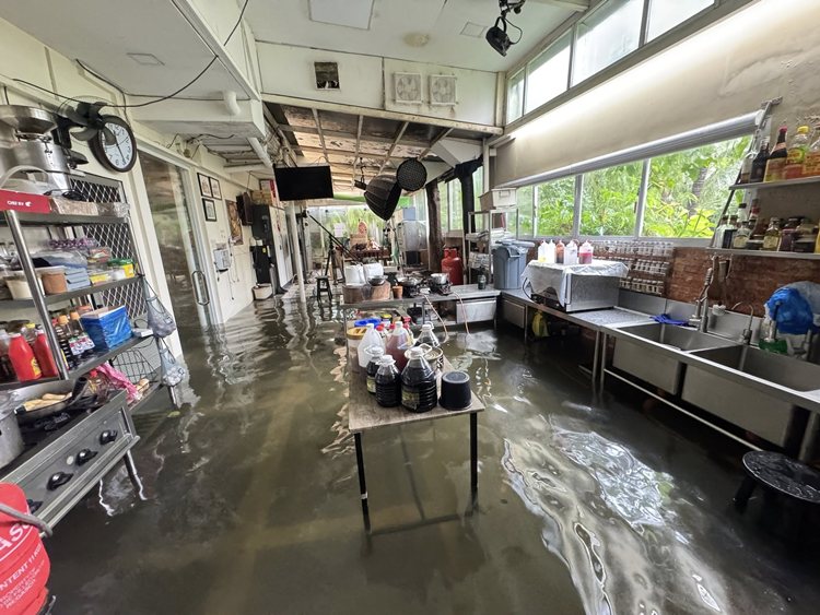 Ninong Ry Says Goodbye to Studio After Another Flood: “Oras na siguro ...