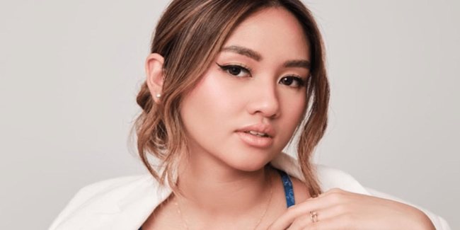 Claudine Co Breaks Silence on Family’s DPWH Deals | PhilNews