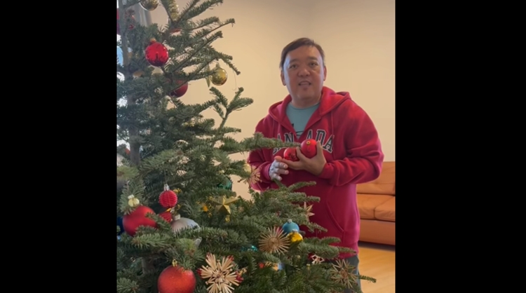 Harry Roque Still had "Merry" Christmas despite being Away from Family ...