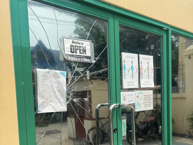 Lady Netizen Saddened After Health Center Damaged During Riot Involving ...